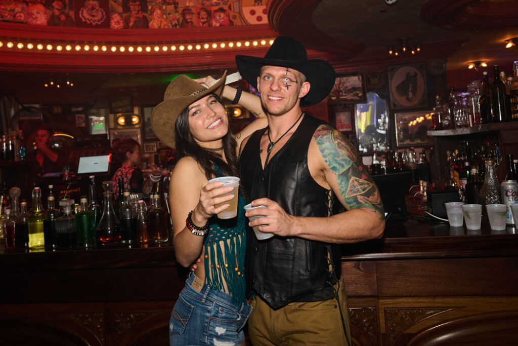 Atomic Saloon Show - Spiegelworld