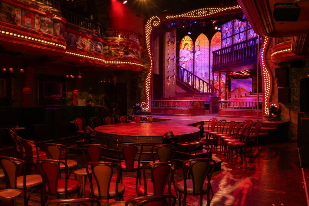 Atomic Saloon Show - Spiegelworld