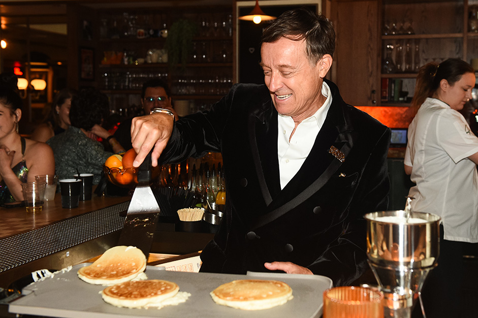 Discoshow World Premiere GOES ALL NIGHT LONG - Spiegelworld